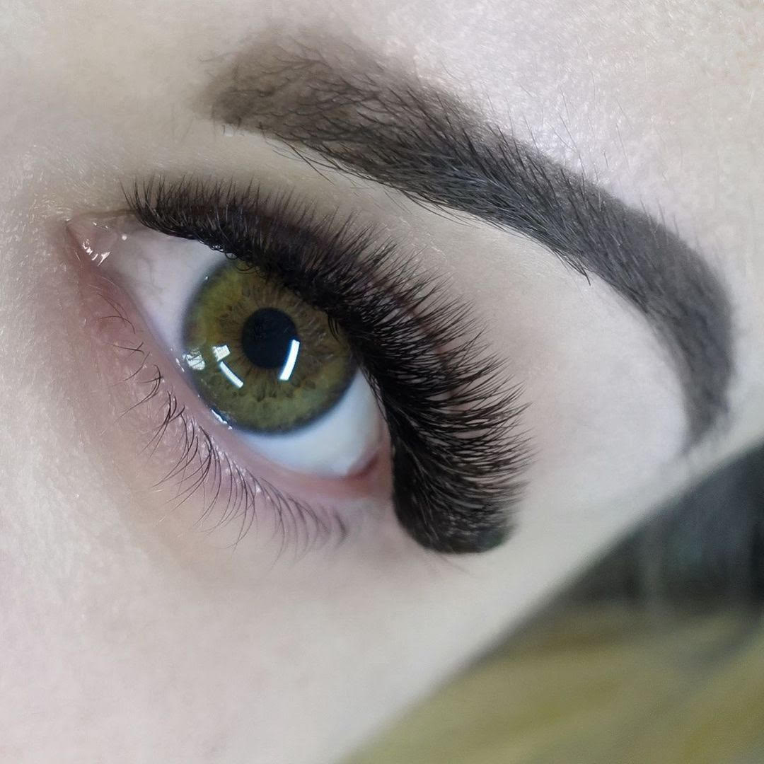 Mega Russian Volume Lash Extensions - Lashury Auckland
